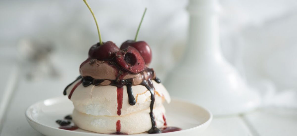 Single Serve Pavlovas Shells – Johnsons Food Services